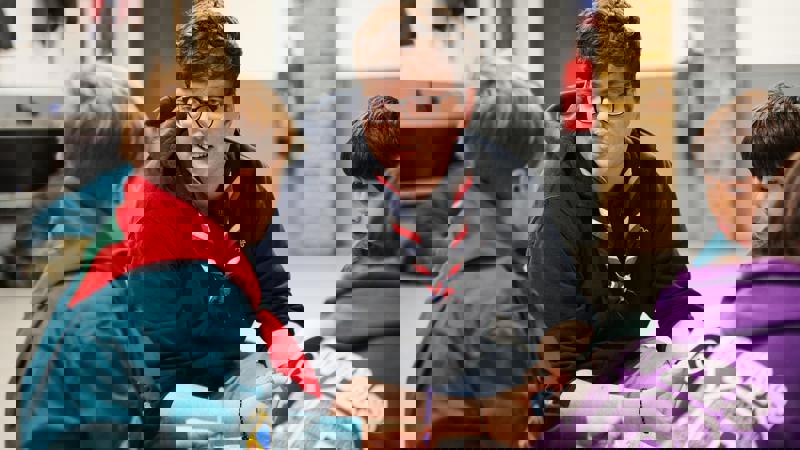 Writing an application form | Scouts